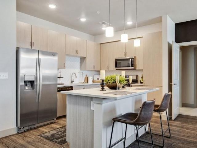 Avail 1 Bedroom Apartment for Rent at 2602 S Anaheim St, Aurora, CO 80014 Heather Gardens
