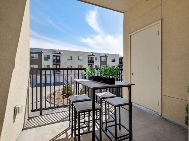 Avail 3 Bedroom Apartment for Rent at 2602 S Anaheim St, Aurora, CO 80014 Heather Gardens
