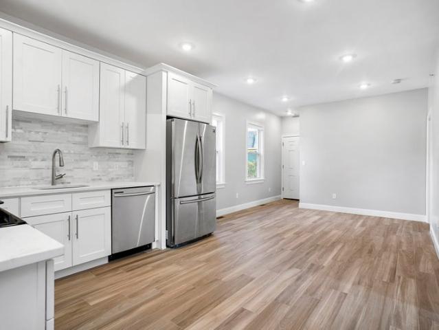 Avail _newly renovated_Private room_Jamaica Plain