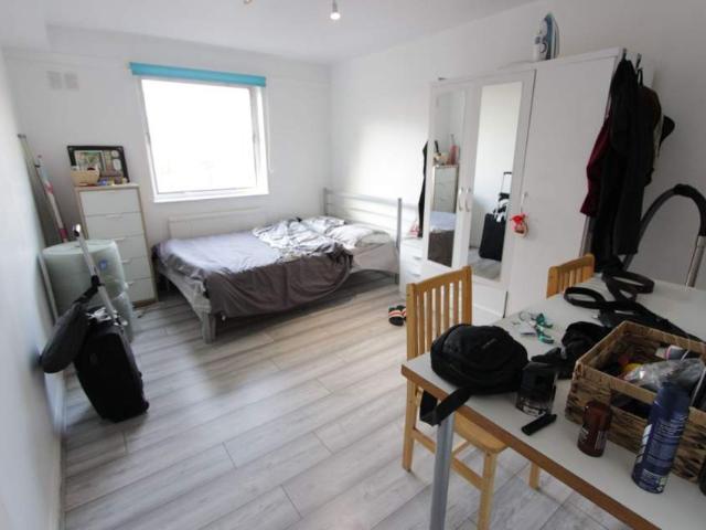 Avail NOW REFURBISHED 2 Bed flat with NO LOUNGE. W1T. Call Now. Close to Tube, UCL and More Oxford Street