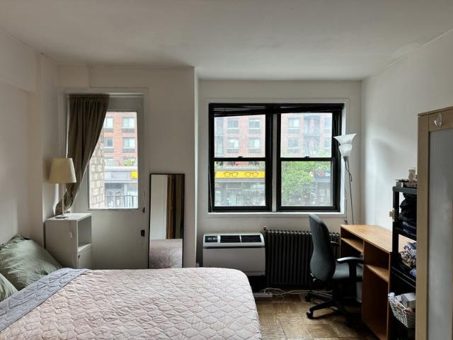 Avail Sept 1, Furnished/Elevator/Laundry/Gym