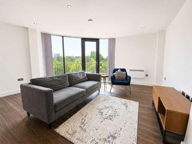AVAILABLE NOW | TWO BEDROOM TWO BATHROOM APARTMENT | 3RD FLOOR | FULLY FURNISHED | JEWELLERY QUARTER LOCATION | PARKING INCLUDED
