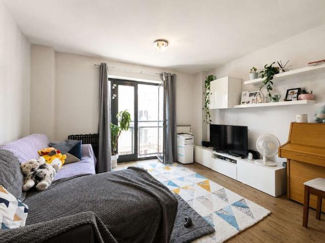 AVAILABLE 9TH SEPT | TWO BEDROOM TWO BATH APARTMENT | PART FURNISHED | JEWELLERY QUARTER LOCATION | PARKING INCLUDED