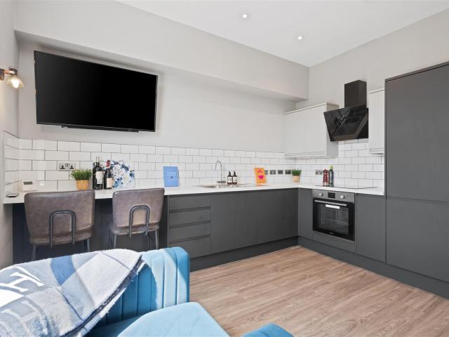 AVAILABLE ACADEMIC YEAR 2026/27 £1300pcm excluding bills! No Deposit Option Available. A bills inclusive package is available via unihomes. Available Academic Year 2026/27 £1300 pcm excluding bills based on 2 sharing. Access to the NTU City Campus is