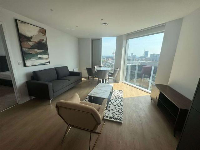 Available August | Fully Furnished | One Double Bedroom | On Site Concierge, Co working & Residents' Lounge