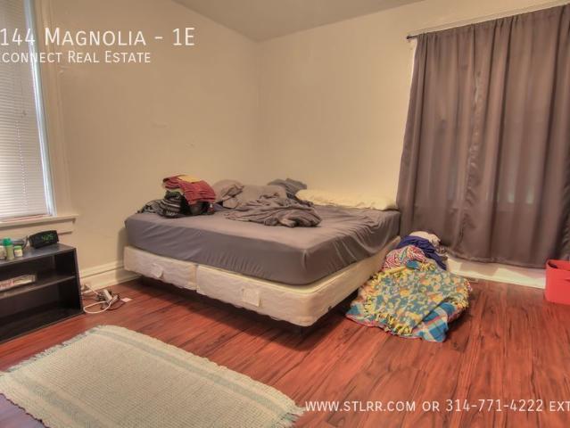 Available August 7th Very Nice 1 plus bedroom with hardwood and updates to the kitchen area and the bathroom