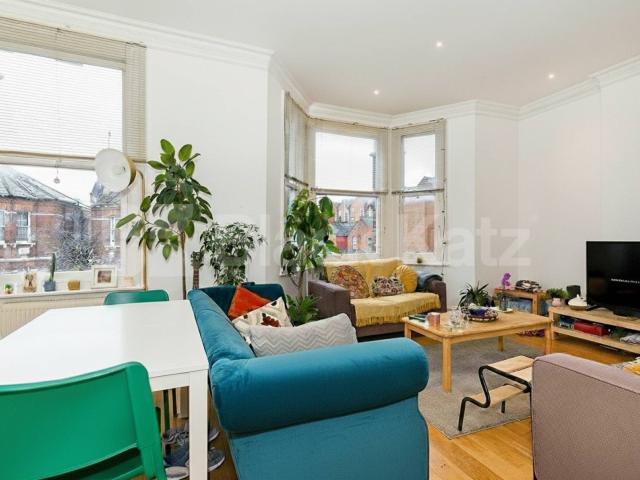 Available from May / Private Roof Terrace