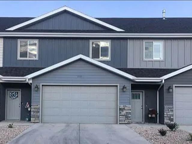 Available in July! 3 bed 2.5 bath!