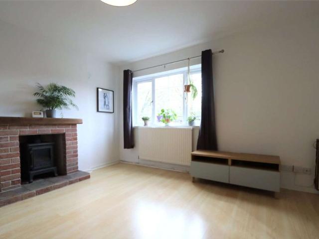 Available July | Communal Parking | South Facing Balcony | Fully Furnished | Two Bedroom Apartment | Close Proximity to City Centre