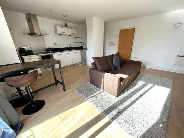 Available July | Fully Furnished | One Double Bedroom | Close Proximity to Spinningfields Area
