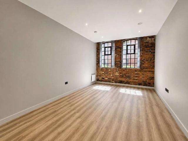 AVAILABLE NOW | ONE BEDROOM APARTMENT | UNFURNISHED | JEWELLERY QUARTER LOCATION | CHARACTER DEVELOPMENT