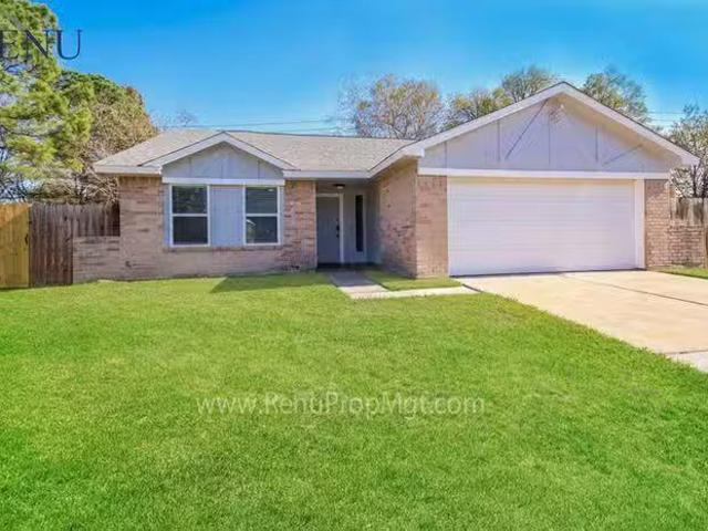 AVAILABLE NOW FOR A SELF GUIDED TOUR! 12843 Bamboo Forest Trl