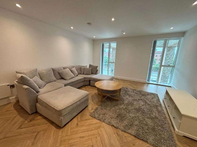 AVAILABLE NOW! | LARGE Two Bedroom & Two Bathroom | Roughly 1180sqft | Furnished Apartment | Parking Additional