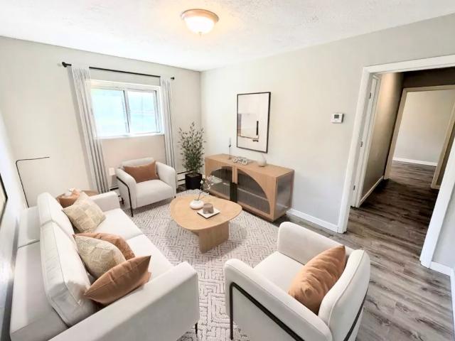 Available Now – Updated 2 Bedroom Apartment in Chalfant Borough!