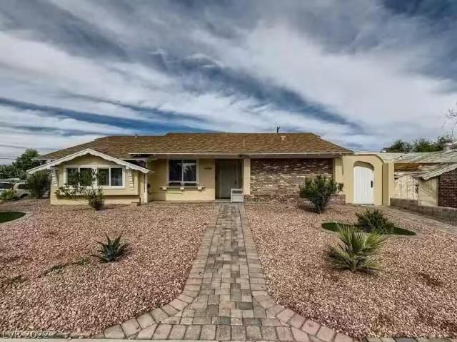 Available now 2001 Wengert Ave