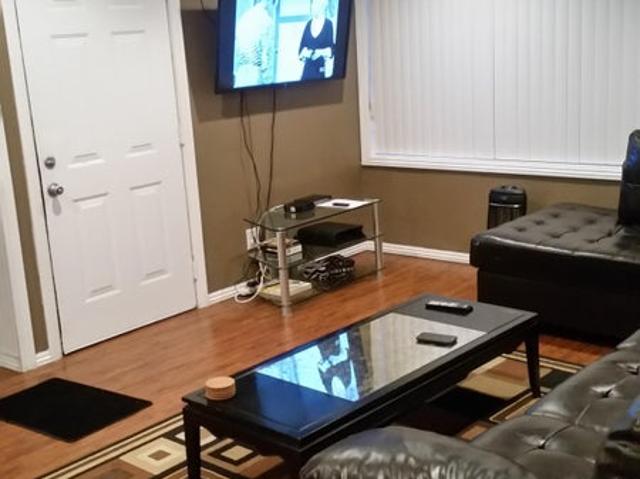 Available Room for Rent