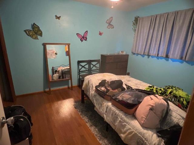 Available room for rent