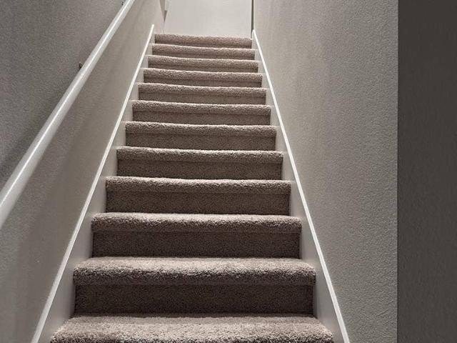Available room for rent