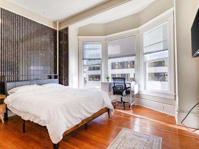 Available Room in First Hill Unbeatable Location!