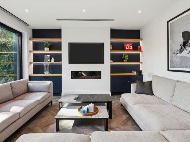 Available to let is this modern five bedroom family home situated in a private and sought after location in Cobham