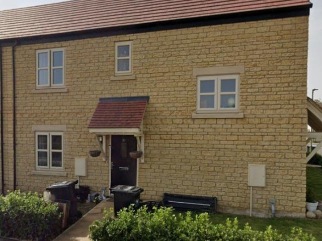 Available to Rent, a 1 bedroom ground floor flat in Whitney West Oxfordshire
