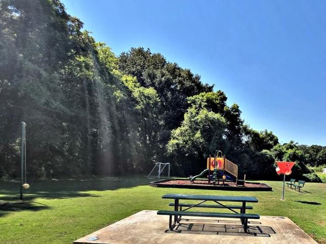 Avalon Cove Townhomes 2 Bedroom Apartment for Rent at 3526 Highway 31 S, Decatur, AL 35603