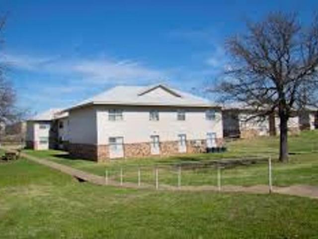 Avalon Apartments 3 Bedroom Apartment for Rent at 1901 W Mississippi St, Durant, OK 74701