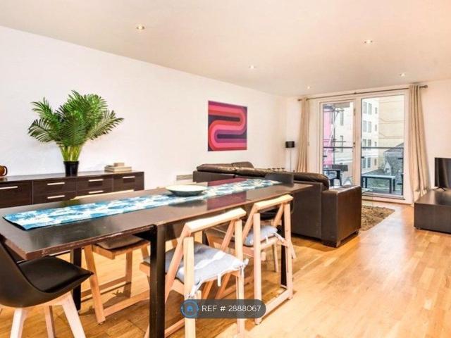 Avalon, Brighton BN1, 2 bed flat to rent, £2,100 pcm | PrimeLocation