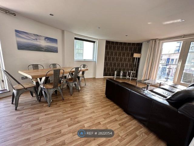 Avalon, Brighton BN1, 2 bed flat to rent, £2,500 pcm | PrimeLocation