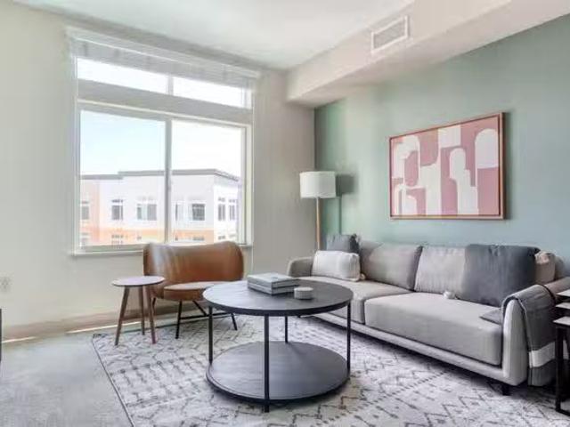 Avalon Dublin Station 5211 De Marcus Blvd, Dublin 2 Bedroo.