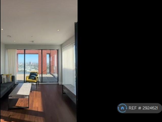 Avalon Point, London, E14 1 bed penthouse to rent £1,990 pcm £459 pw