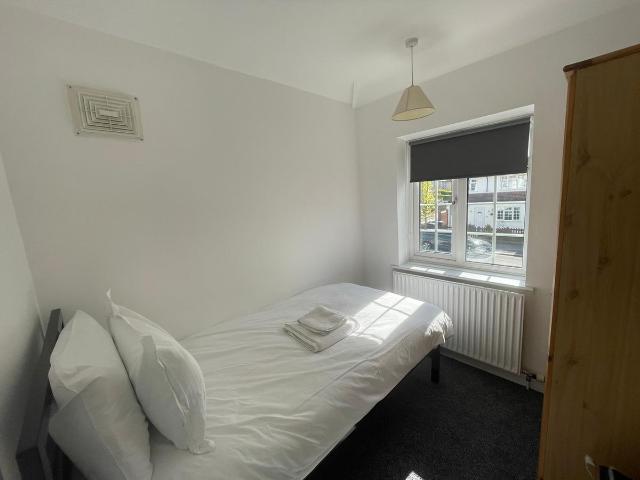 Avalon Road, London W13, Room to rent, £1,100 pcm | PrimeLocation