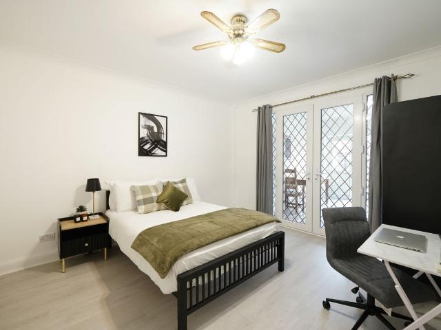 Avalon Road, London W13, Room to rent, £1,300 pcm | PrimeLocation