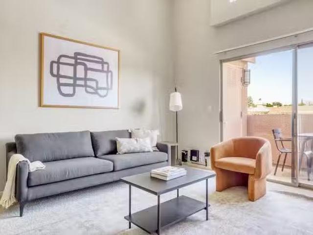 Avalon Woodland Hills, 20500 Ventura Blvd, Woodland Hills 1.