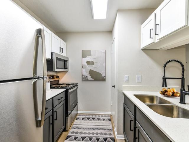 Avana Powers Ferry 2 Bedroom Apartment for Rent at 1818 Wood Hollow Ct Se, Marietta, GA 30067