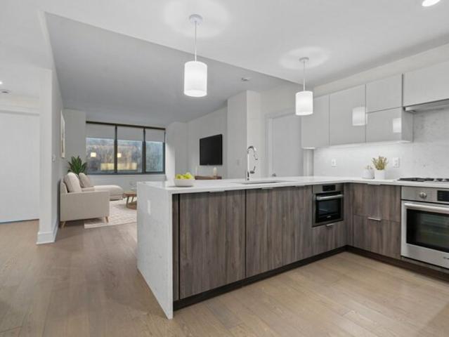 Ave At Port Imperial Apt,west New York, Condo For Sale