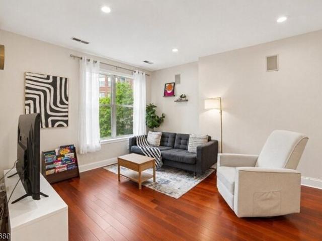 Ave At Port Imperial Apt,west New York, Condo For Sale