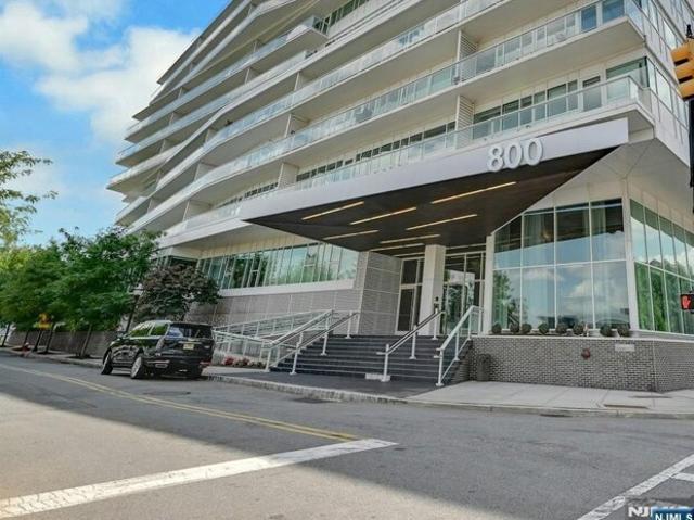 Ave At Port Imperial Blvd Apt,weehawken, Condo For Sale
