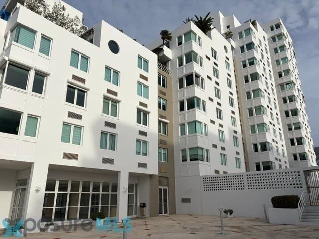 Ave Isla Verde Apt,carolina, Condo For Sale