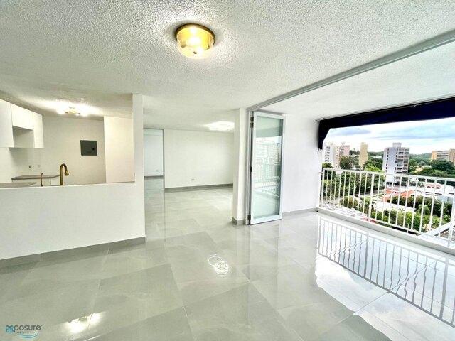 Ave Luis Vigoreaux Apt,guaynabo, Condo For Sale