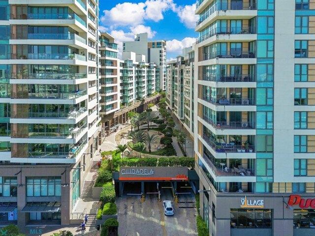 Ave Ponce De Leon Apt,san Juan, Condo For Sale