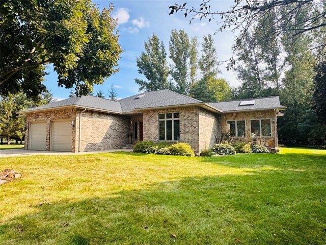 / Ave, Rice Lake, Home For Sale
