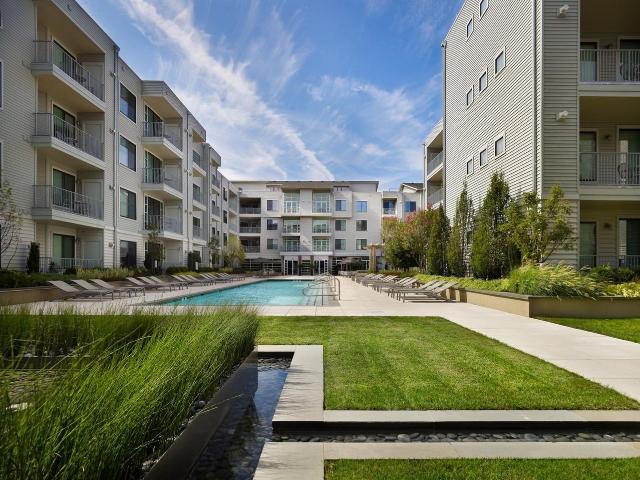AVE Union 2 Bedroom Apartment for Rent at 1070 Morris Ave, Union, NJ 07083
