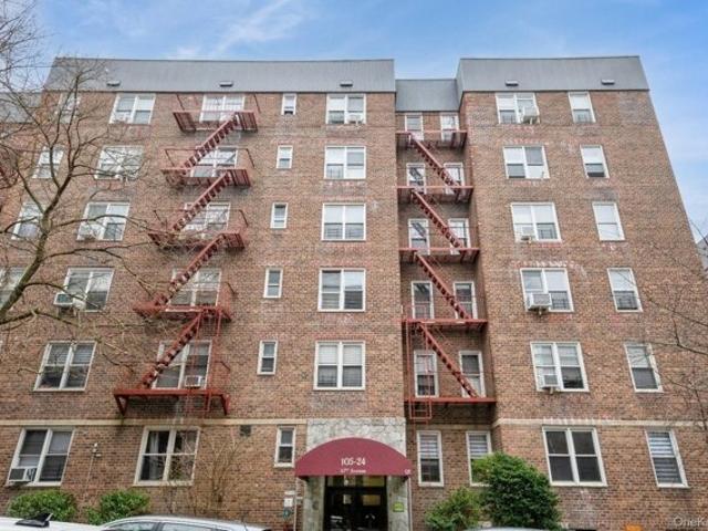 Ave Unit B, Forest Hills, Property For Sale