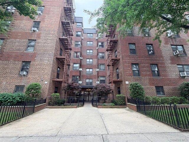 Ave Unit E, East Elmhurst, Property For Sale