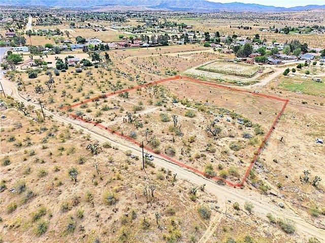 132 V13 Ave Ste Vic, Pearblossom, CA 93553