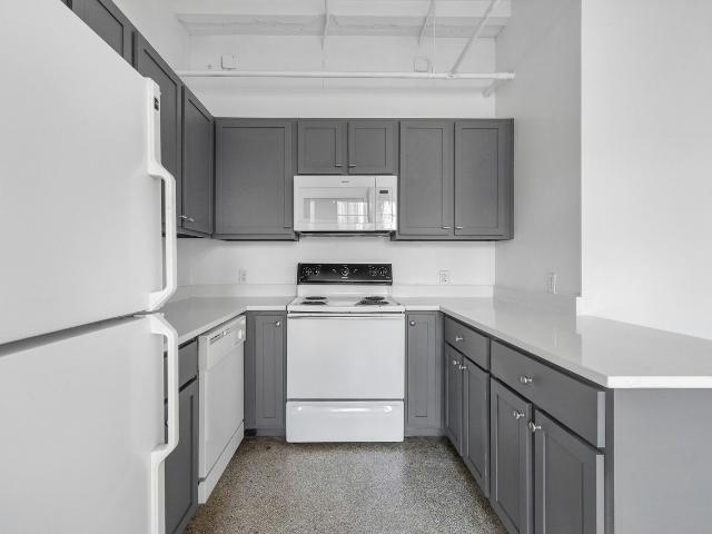 AveCDC Elder Street Artists Lofts 1 Bedroom Apartment for Rent at 1101 Elder St, Houston, TX 77007 Washington Ave Memorial Park