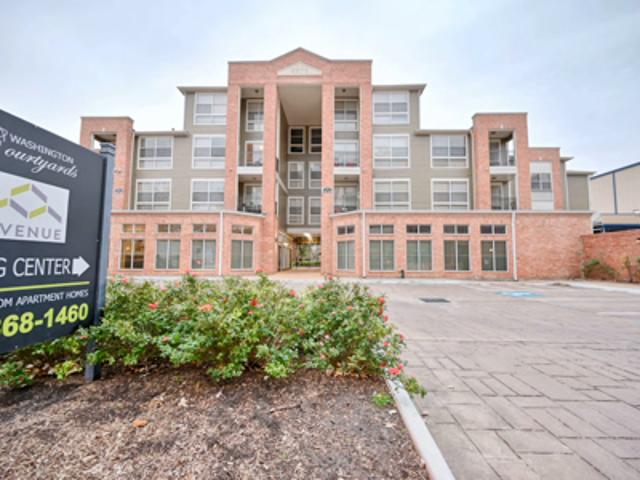 AveCDC Washington Courtyards 2 Bedroom Apartment for Rent at 2505 Washington Ave, Houston, TX 77007 Washington Ave Memorial Park