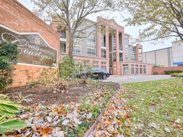 AveCDC Washington Courtyards 3 Bedroom Apartment for Rent at 2505 Washington Ave, Houston, TX 77007 Washington Ave Memorial Park