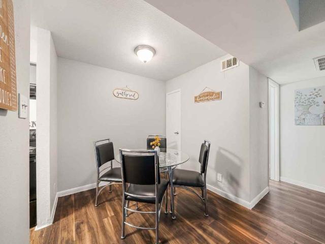 Aven East 1 Bedroom Apartment for Rent at 8030 W Airport Blvd, Houston, TX 77071 Greater Fondren Southwest